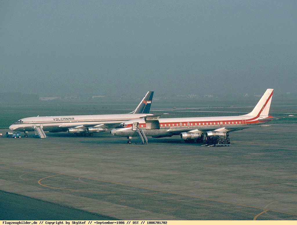 Douglas DC-8